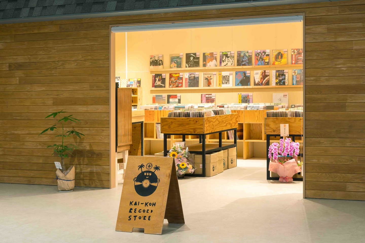 New Open KAI-KOH RECORD STORE - iti SETOUCHI（イチ セトウチ）